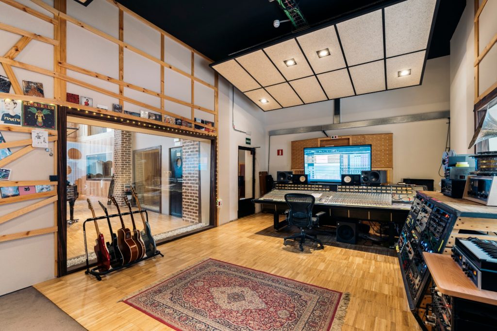 Estudio A - Metropol Studios